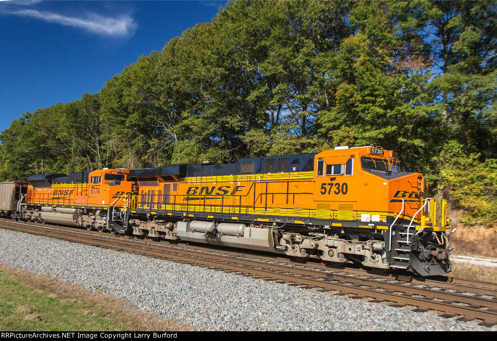 BNSF 5730 & 8774